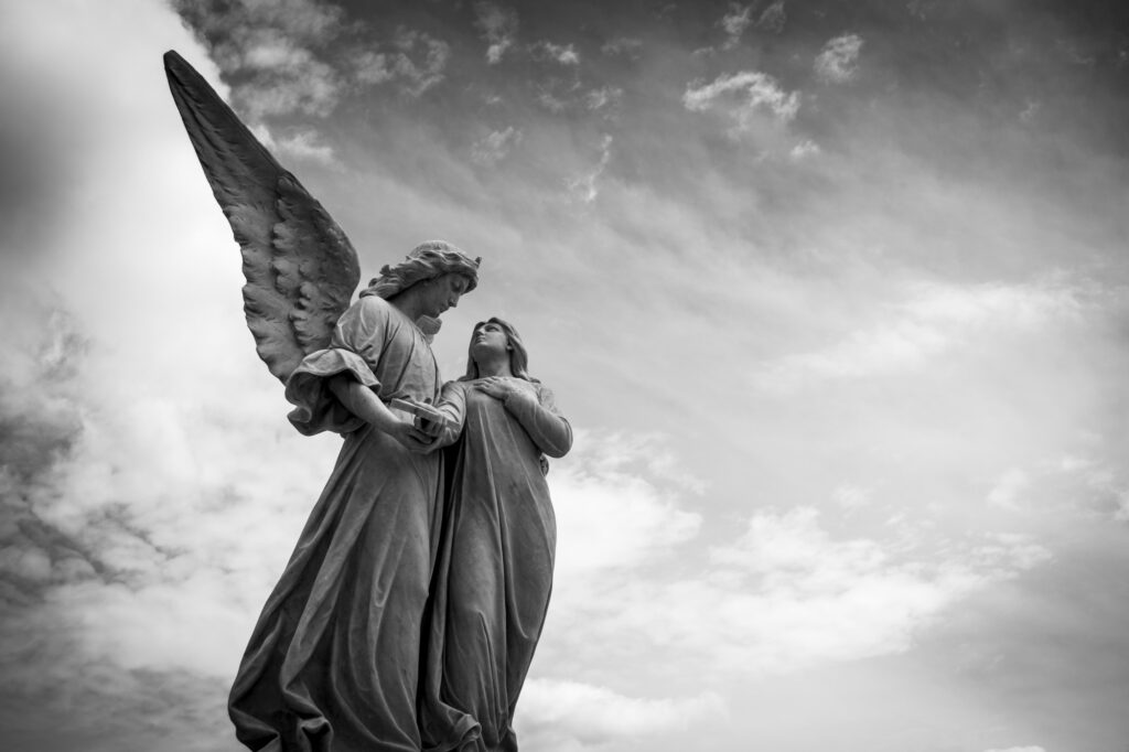 A Definitive Guide to the Difference Between Angels and Archangels | My Zeo