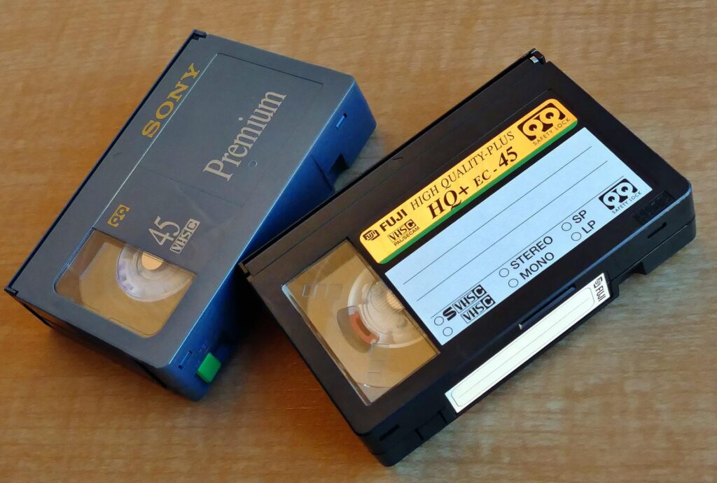 4 Ways to Digitize Your Old Home Movies | My Zeo