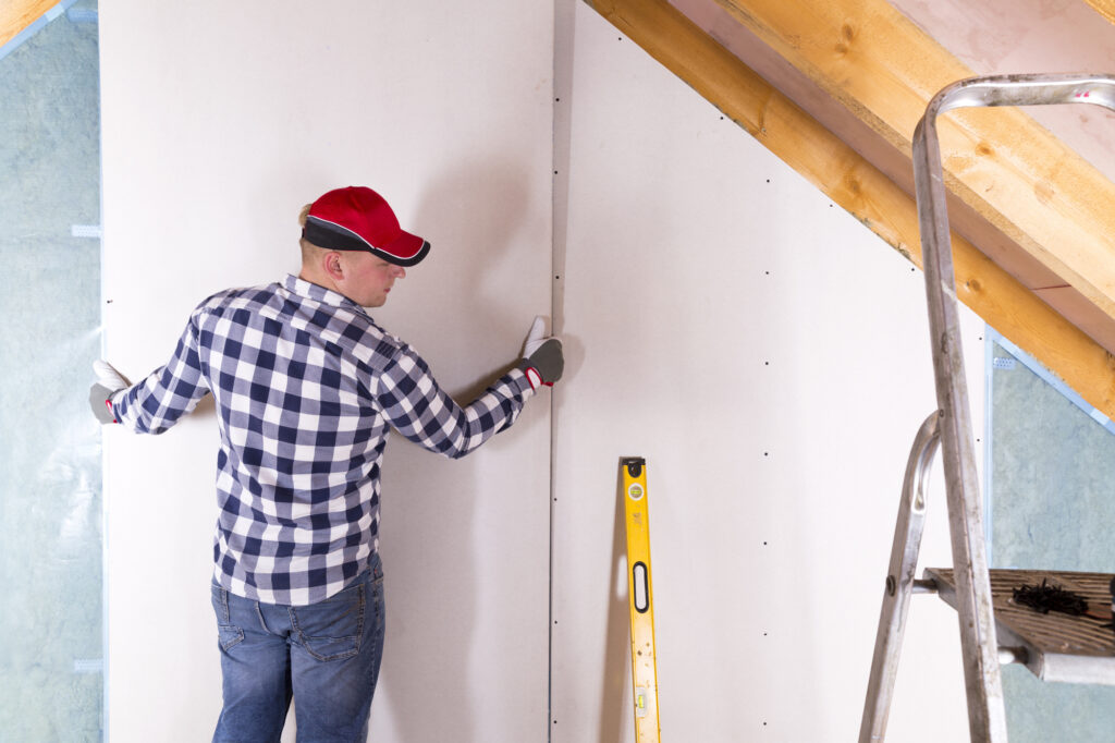 How to Replace Drywall: A Homeowner’s Guide - My Zeo